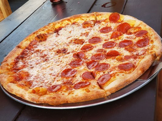 VILLAGE ROAD PIZZERIA - Updated June 2024 - 182 Photos & 311 Reviews ...