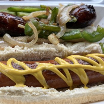 DAVE’S DOGS - Updated September 2024 - 89 Photos & 99 Reviews - 13478 ...