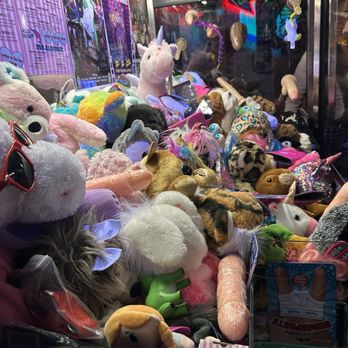 UNICORN - Updated May 2025 - 1403 Photos & 1273 Reviews - 1118 E Pike ...