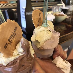 ST PHILLIPS FINE BAKERIES - 26 Photos & 27 Reviews - 5100 Rutherford Rd ...