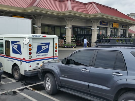 QFC - Updated November 2025 - 66 Photos & 112 Reviews - 9999 Holman Rd ...