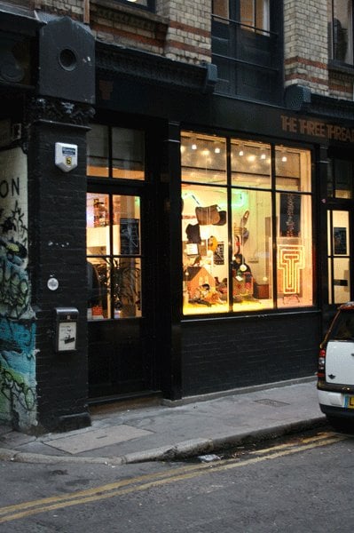 THE THREE THREADS - Updated September 2025 - 47 - 49 Charlotte Road ...