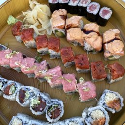 PERRY’S RESTAURANT - Updated June 2024 - 751 Photos & 854 Reviews ...