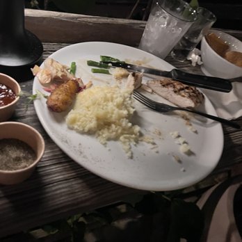 TAMBOO HOTEL & RESTAURANT - Updated April 2024 - 182 Photos & 210 ...