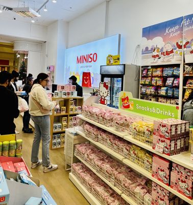 MINISO - Updated October 2025 - 19 Photos - 12000 SE 82nd Ave, Happy Valley, Oregon - Gift Shops ...