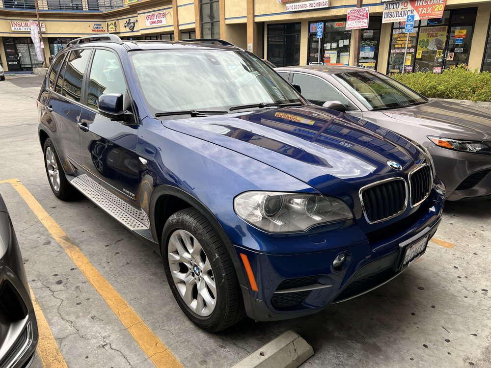 ROYAL AUTO BODY - Updated December 2025 - 17 Photos - 700 Arroyo St ...