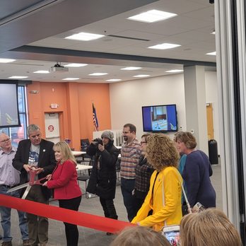 WAUKESHA PUBLIC LIBRARY - Updated November 2025 - 68 Photos - 321 ...