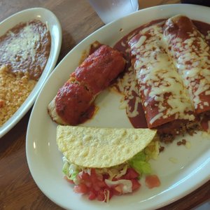 DOS BOTELLAS - 64 Photos & 12 Reviews - 1930 Edwards Lake Rd ...