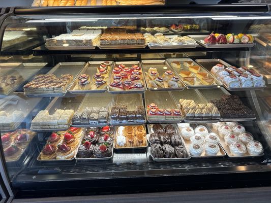 DON PAN INTERNATIONAL BAKERY - Updated December 2025 - 30 Photos & 41 ...