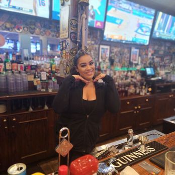 CRYSTAL CITY SPORTS PUB - Updated August 2025 - 361 Photos & 746 ...