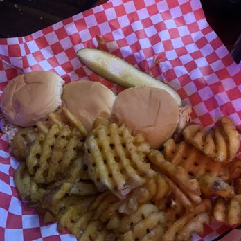 KNOCKBACK NATS - 237 Photos & 399 Reviews - 10 7th St W, Cincinnati ...