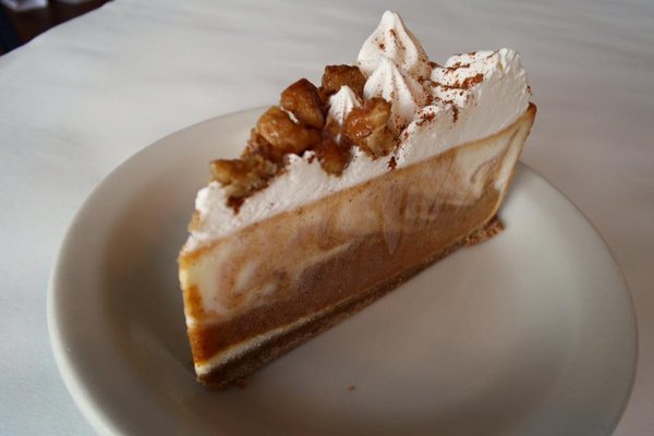 KURT & JUDY’S GOLDEN PEAR - Updated December 2025 - 15 Photos & 21 ...