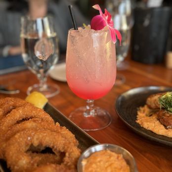 WATER’S TABLE - Updated August 2025 - 1174 Photos & 737 Reviews - 1053 ...