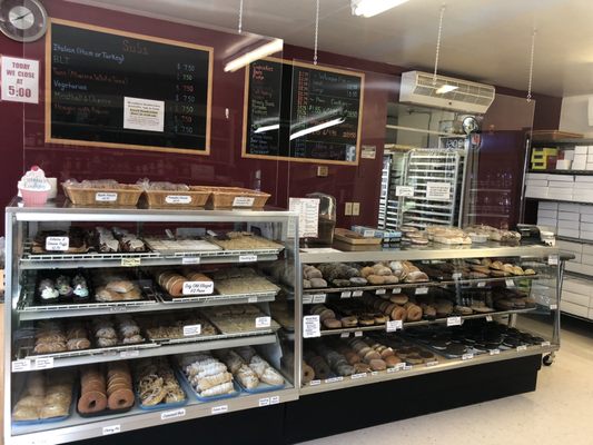 ABBOT VILLAGE BAKERY & CAFE - Updated December 2025 - 19 Photos & 30 ...