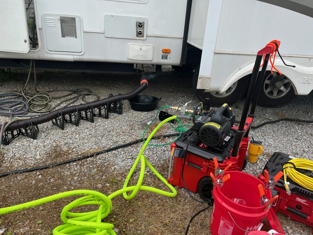 FLUSHING AWESOME MOBILE RV TANK CLEANING - Updated March 2025 - Request ...