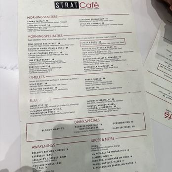 STRAT CAFÉ - Updated July 2024 - 412 Photos & 272 Reviews - 2000 Las ...