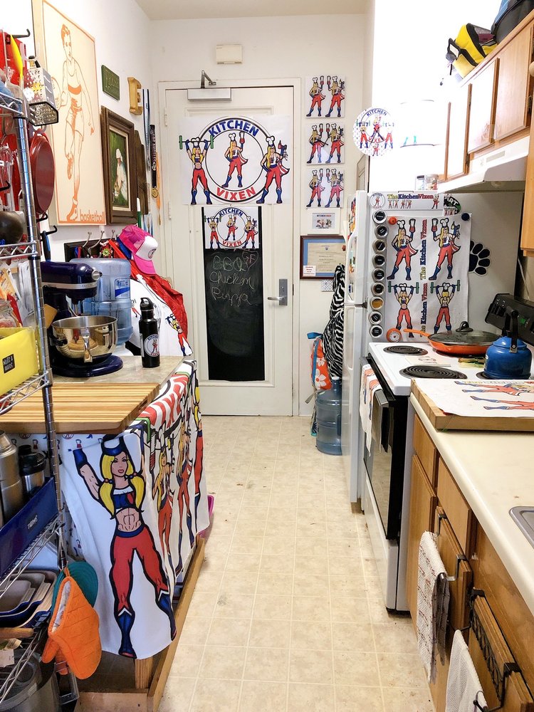 THE ART OF CLUTTER - 35 Photos - Los Angeles, California - Home ...