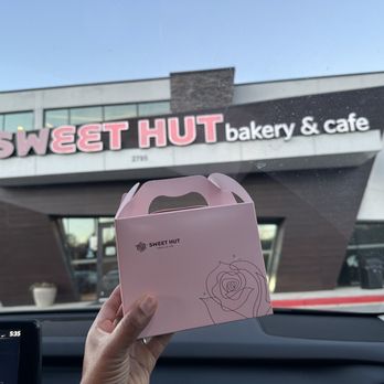 SWEET HUT BAKERY & CAFE - Updated July 2024 - 709 Photos & 402 Reviews ...