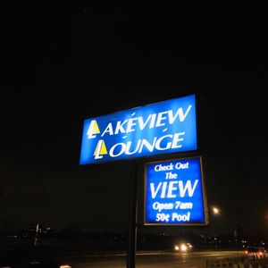 LAKEVIEW LOUNGE - 23 Photos & 48 Reviews - 2375 Sheridan Blvd ...