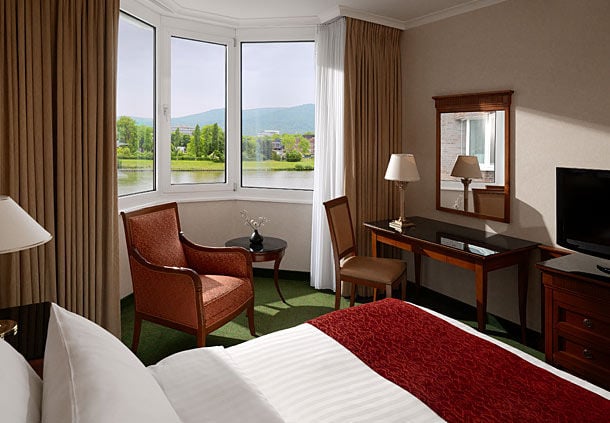 HEIDELBERG MARRIOTT HOTEL - 122 Photos & 32 Reviews - Vangerowstrasse ...