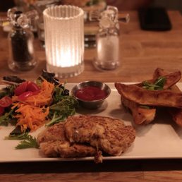 ISAAC’S WAY - Updated March 2025 - 63 Photos & 86 Reviews - 649 Queen ...