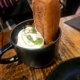 EDELWEISS PIZZA PUB PASTRIES - Updated October 2025 - 460 Photos & 209 ...