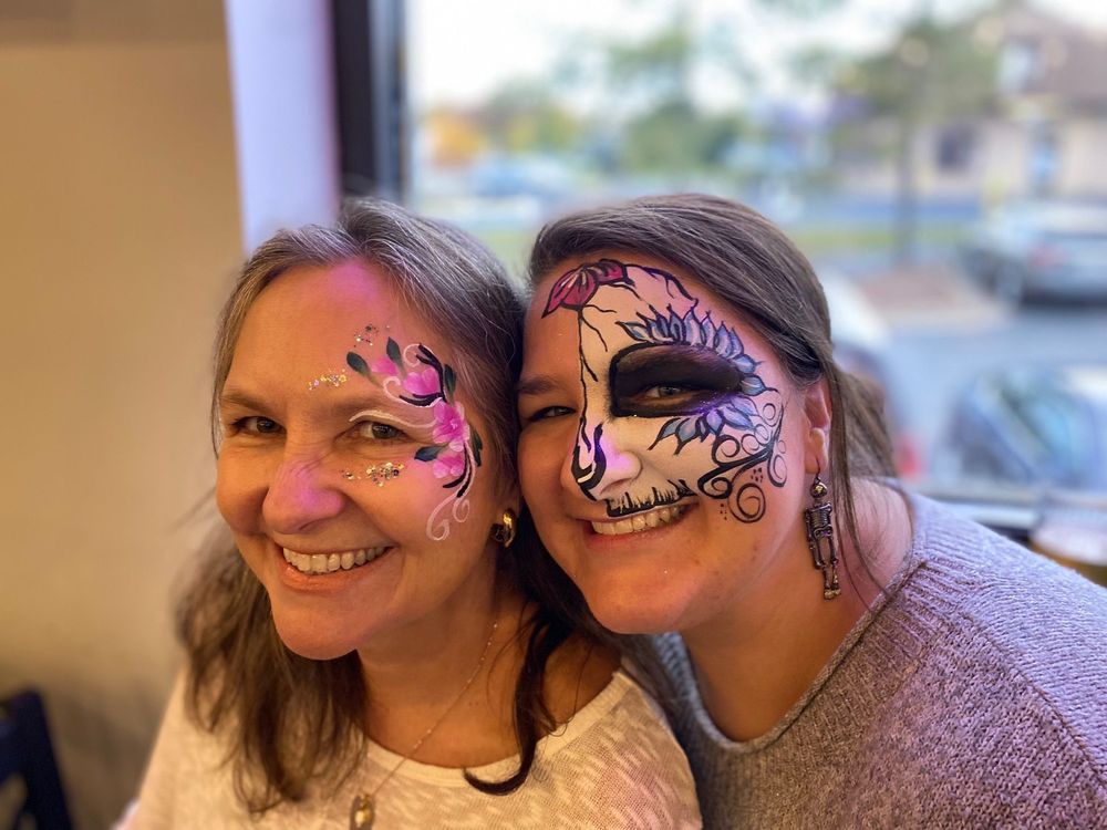 SMILEY FACE PAINTING - Updated May 2024 - 59 Photos - Sudley Springs ...