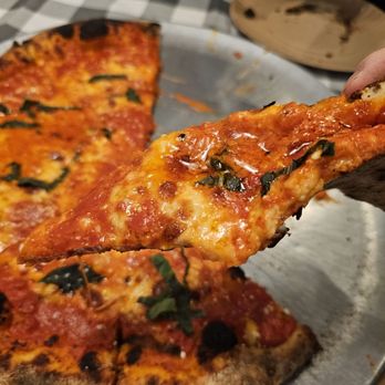 BUCKY’S PIZZA - Updated April 2025 - 76 Photos & 40 Reviews - 465 Main ...