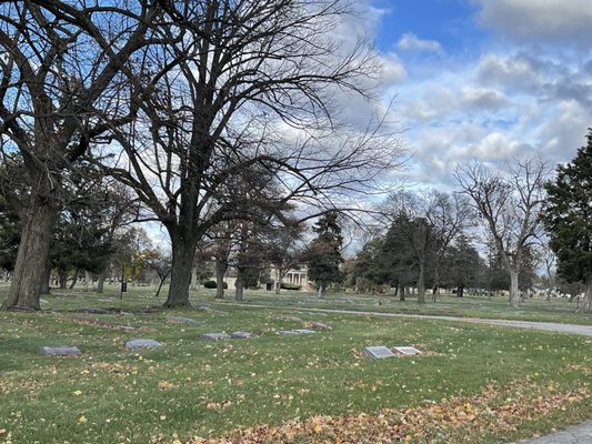 ACACIA PK CEMETARY & MAUSOLEUM - Updated December 2025 - 17 Photos ...