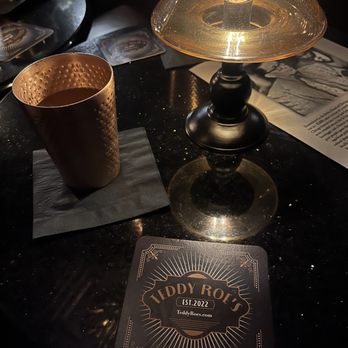 TEDDY ROE’S - Updated July 2025 - 128 Photos & 73 Reviews - 3222 1/2 ...