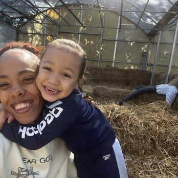 PEZZA FARM AND GARDEN CENTER - Updated October 2025 - 64 Photos & 18 ...