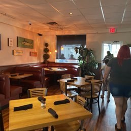 LOCKSIDE BAR AND GRILL - Updated January 2026 - 357 Photos & 363 Real ...