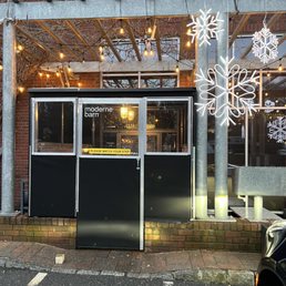 MODERNE BARN RESTAURANT - Updated March 2026 - 375 Photos & 444 Reviews ...