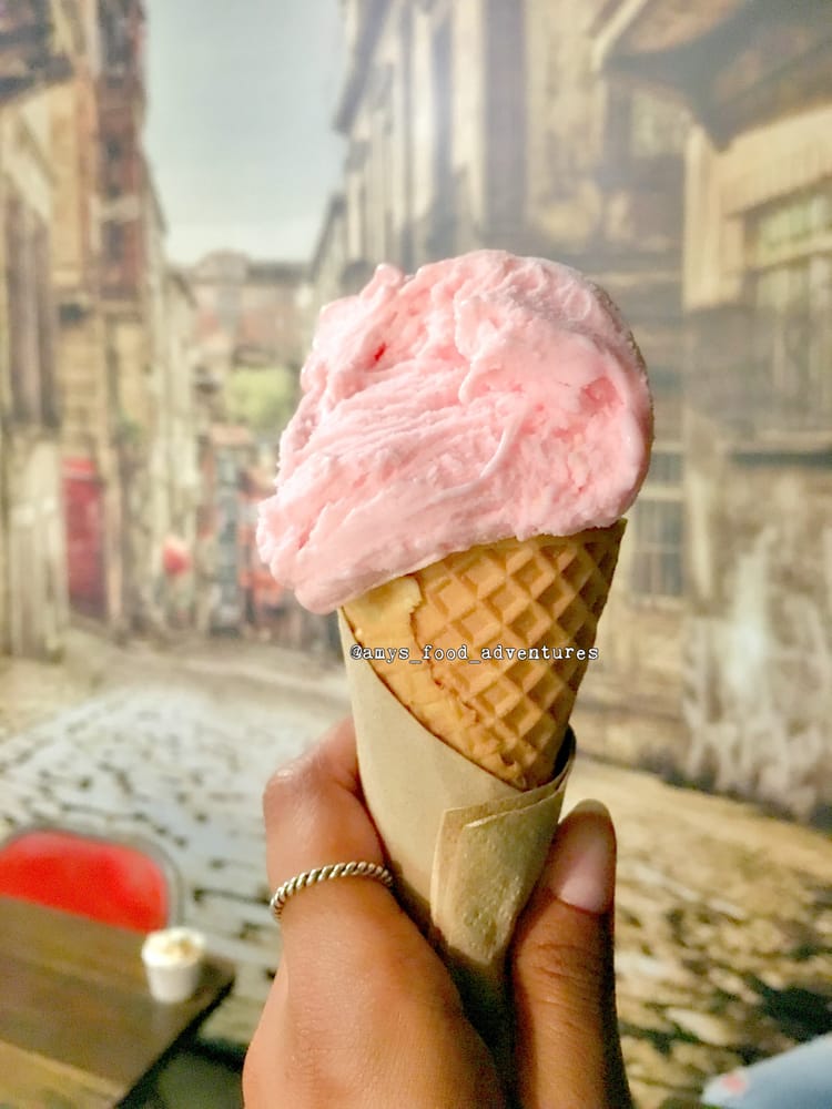 HAKIKI TURKISH ICE CREAM & BAKLAVA - 71 Photos & 22 Reviews - 63-71 ...