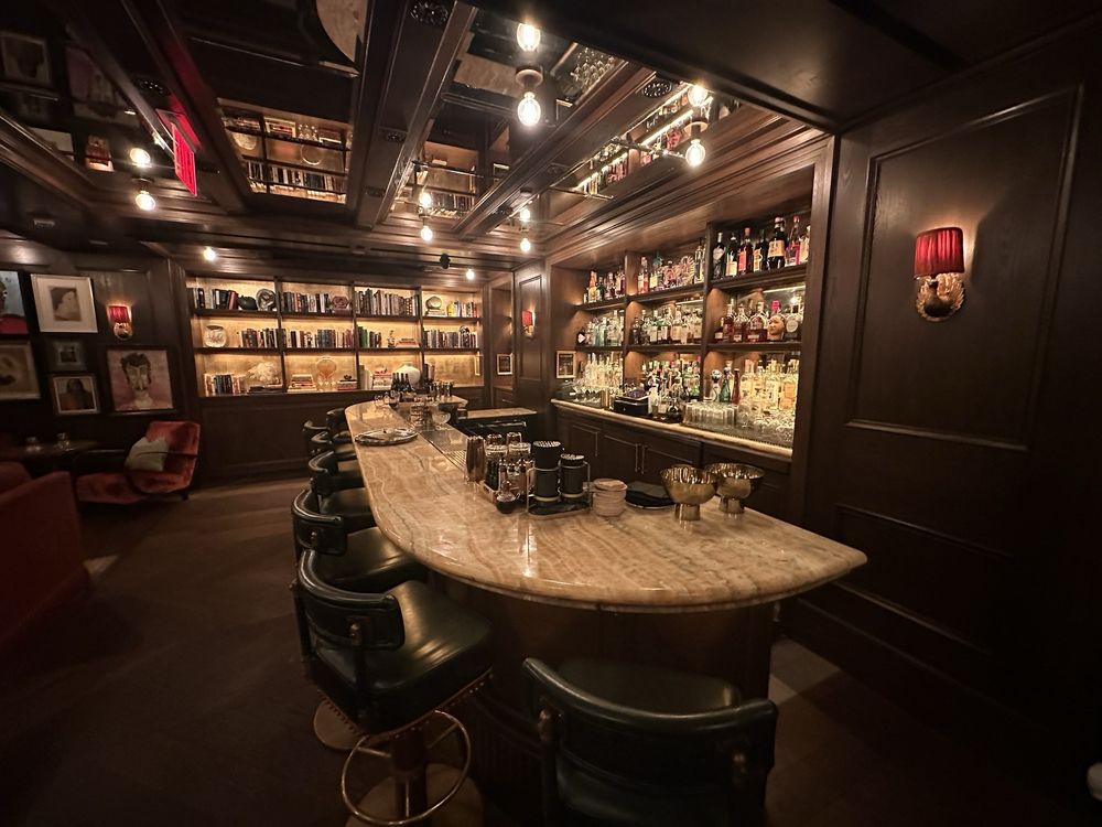 THE PORTRAIT BAR - Updated December 2025 - 190 Photos & 60 Reviews ...