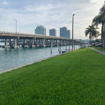 GENERAL DOUGLAS MACARTHUR CAUSEWAY - 100 MacArthur Cswy, Miami Beach ...