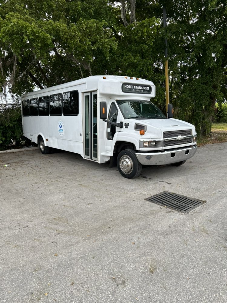 MTM SHUTTLES - Updated March 2025 - 13 Photos - Fort Lauderdale ...