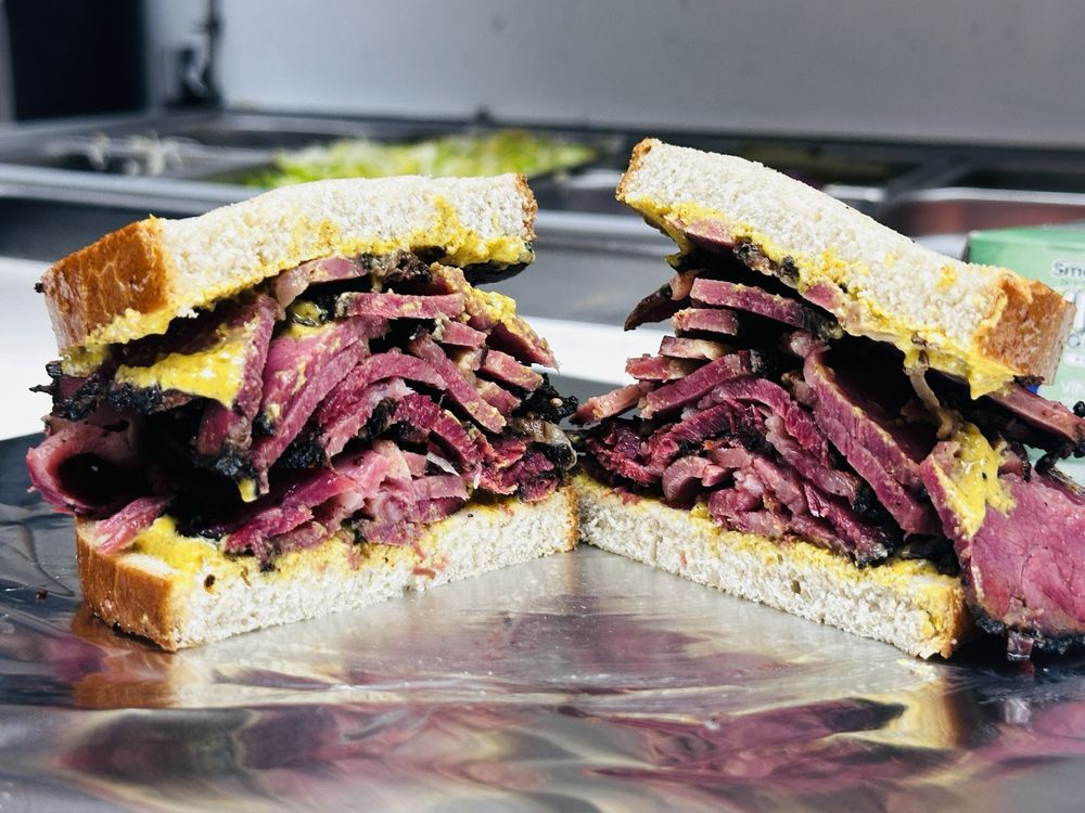 MOE’S PASTRAMI & BURGER - Updated January 2025 - 26 Photos & 38 Reviews ...