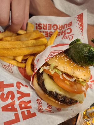 RED ROBIN GOURMET BURGERS AND BREWS - 149 Photos & 263 Reviews - 1035 ...