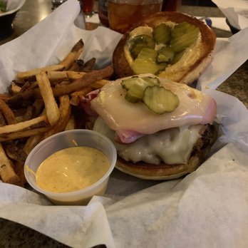 FAT BOSS’S PUB - Updated January 2026 - 81 Photos & 64 Reviews - 216 ...