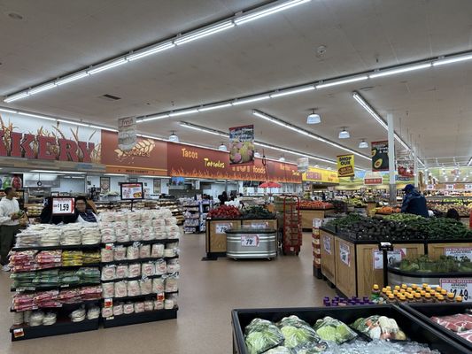 SUPERIOR GROCERS - Updated December 2025 - 184 Photos & 77 Reviews ...
