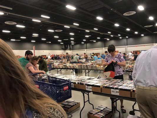 SHARONVILLE CONVENTION CENTER - Updated November 2025 - 23 Photos - 21 ...