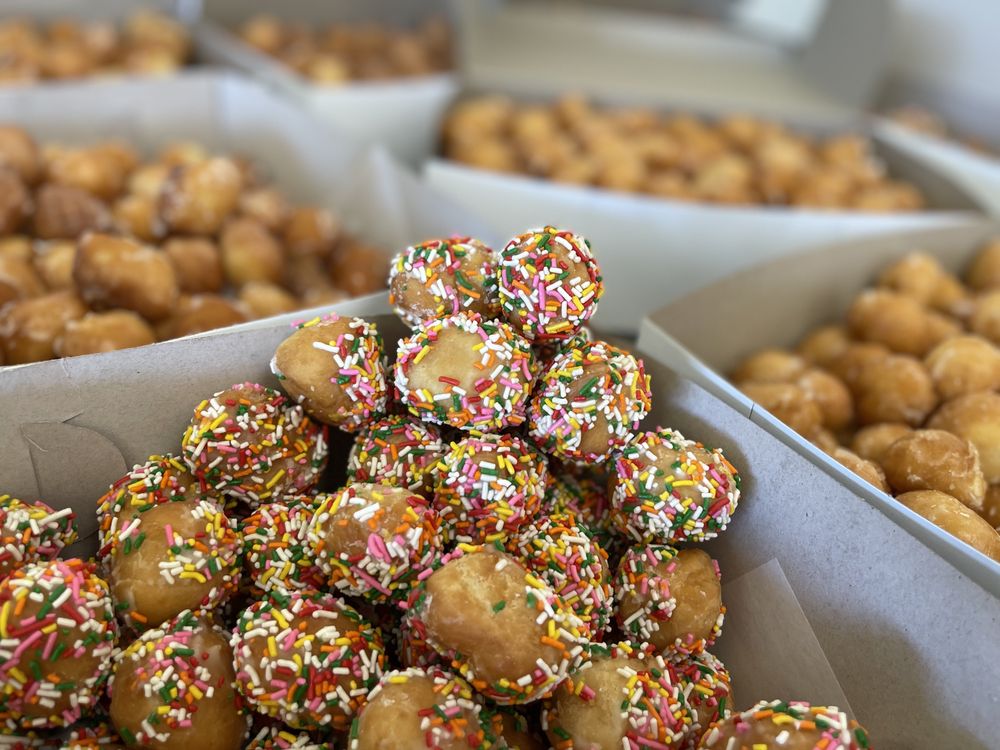 LOMPOC DONUTS - Updated December 2025 - 75 Photos & 52 Reviews - 400 N ...