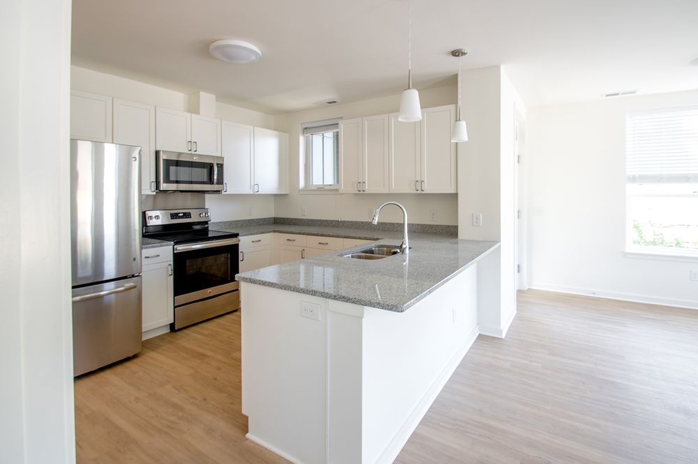 HIGHLANDER - Updated October 2024 - 83 Photos - 3003 Patrick Ave, Omaha ...