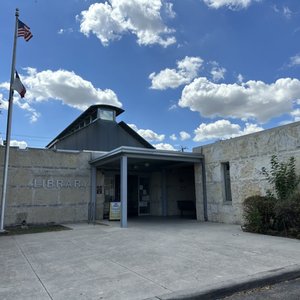 CODY LIBRARY - Updated December 2025 - 36 Photos & 28 Reviews - 11441 ...