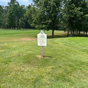 MAPLE HILL GOLF - Updated December 2025 - 48 Photos & 35 Reviews - 5555 ...