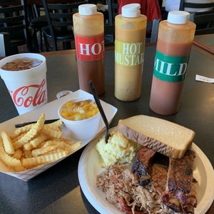 MIDWAY BBQ - Updated December 2024 - 29 Photos & 63 Reviews - 811 Main ...
