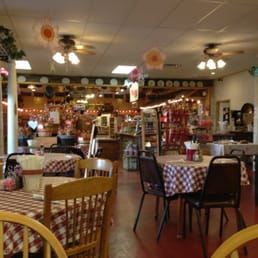 AMISH COUNTRY STORE & RESTAURANT - Updated November 2025 - 125 Photos ...