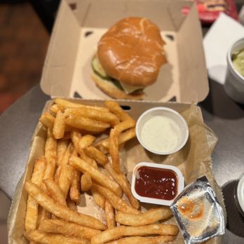 CHUCKS HOT CHICKEN - Updated August 2024 - 39 Photos & 45 Reviews ...