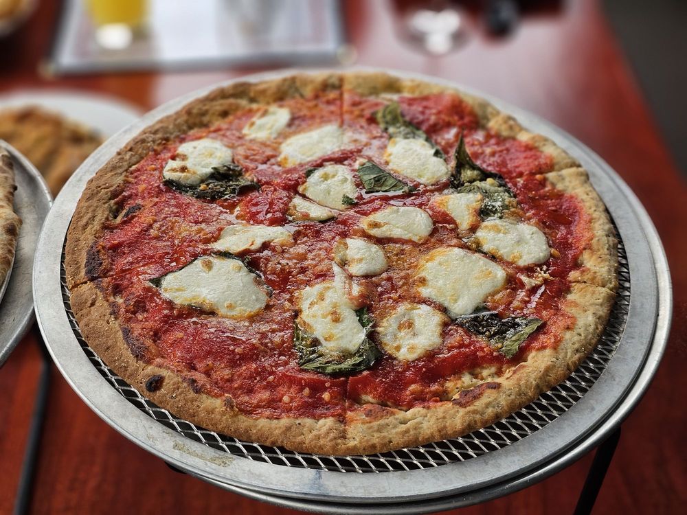 SQUARE PEG PIZZERIA - Updated December 2025 - 113 Photos & 36 Reviews ...
